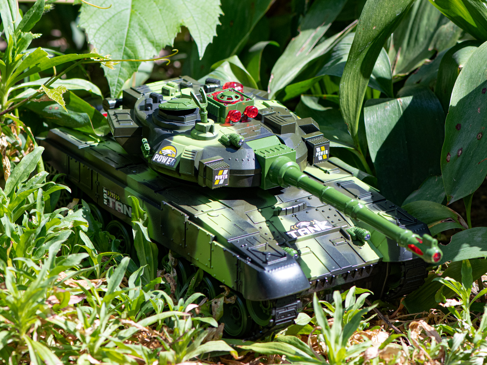 RC Remote-Controlled Tanks, Remote-Controlled by a Pilot - Ikonka Wholesale